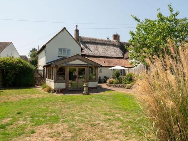 3 Bedroom House Bedford Borough Bedford Borough LS99523678