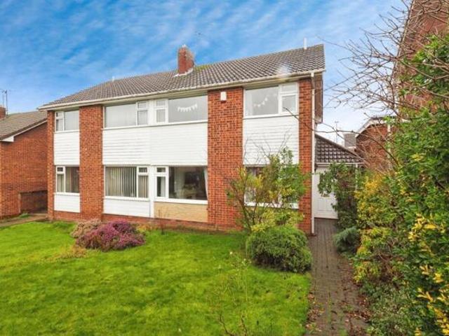 3 Bedroom House Beeston Nottinghamshire 101025346