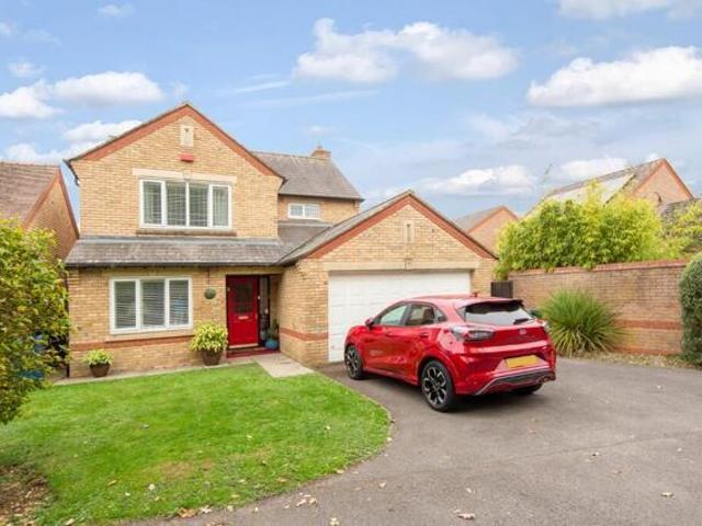 3 Bedroom House Bicester Oxfordshire 98903276
