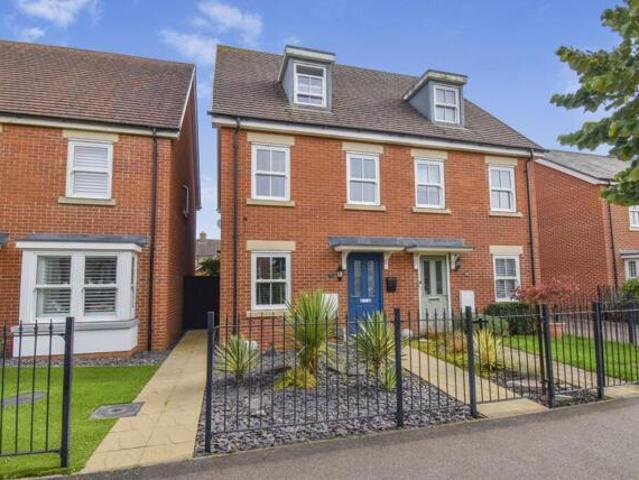 3 Bedroom House Biggleswade Central Bedfordshire LS98801006