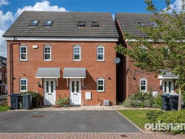 3 Bedroom House Birmingham Birmingham LS100132383