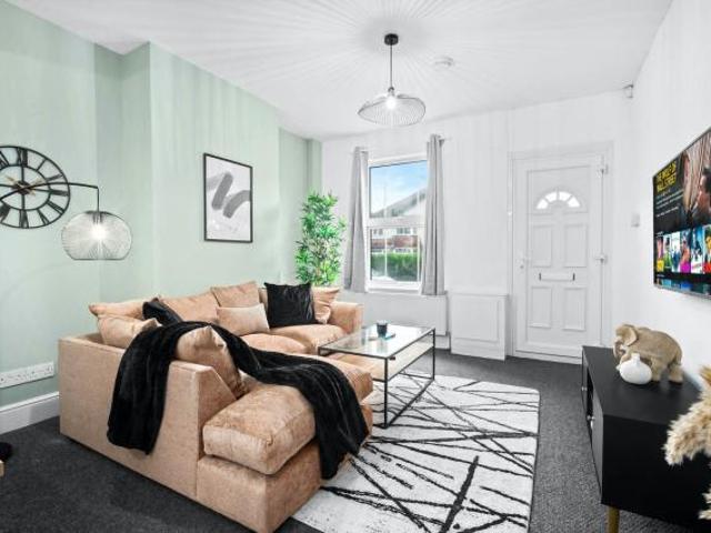 3 Bedroom House Birmingham Birmingham LS68862043