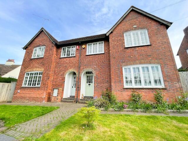 3 Bedroom House Birmingham Birmingham 99380780
