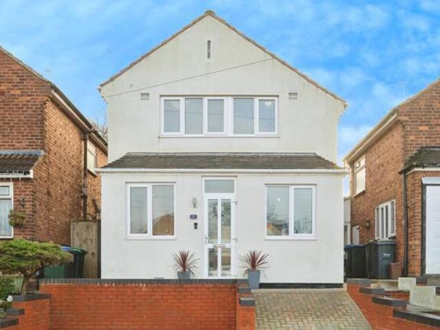 3 Bedroom House Birmingham Sandwell LS98903324