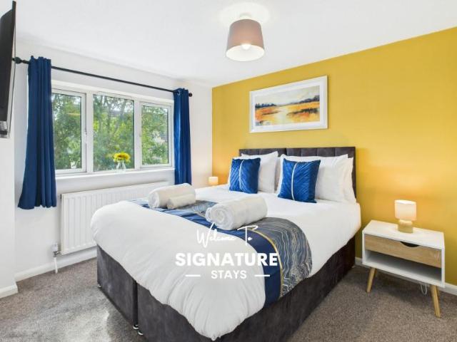 3 Bedroom House Bishops Cleeve Bishops Cleeve 95847328