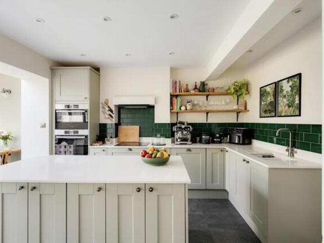 3 Bedroom House Bishopston Bristol 101678658
