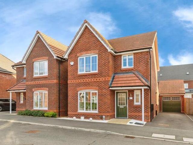 3 Bedroom House Blackburn Blackburn With Darwen 99277732