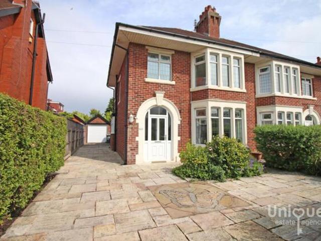 3 Bedroom House Blackpool Lancashire 99641868