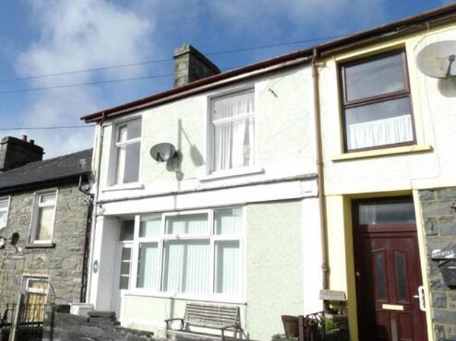 3 Bedroom House Blaenau Ffestiniog Gwynedd LS101231695