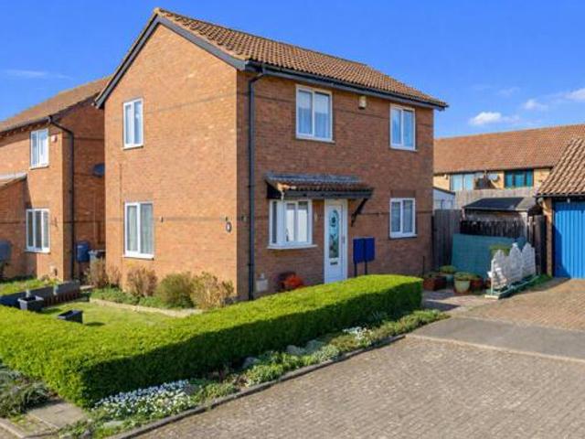 3 Bedroom House Bletchley Milton Keynes LS101025857