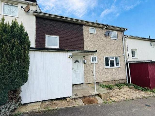 3 Bedroom House Bracknell Bracknell Forest 100854915