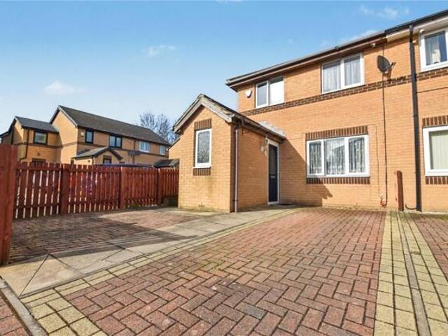3 Bedroom House Bradford West Yorkshire 101931933