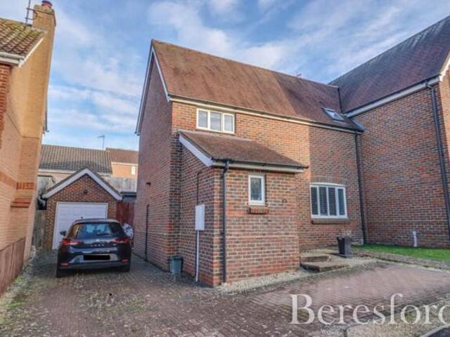 3 Bedroom House Braintree Essex LS101352005