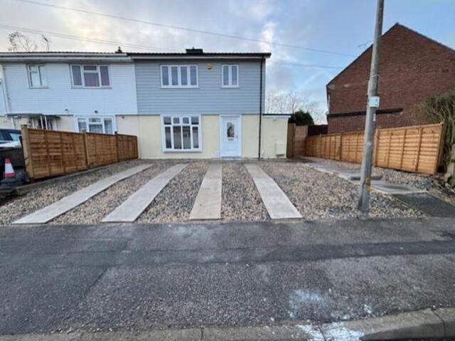 3 Bedroom House Braintree Essex LS98687542