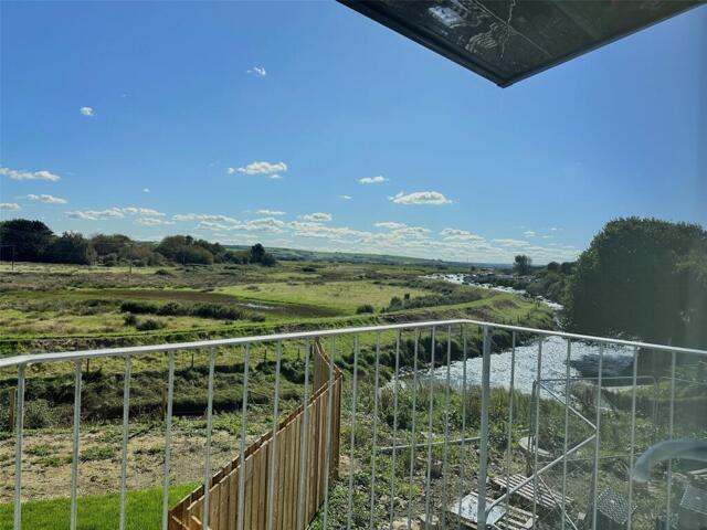 3 Bedroom House Braunton Devon 100854770