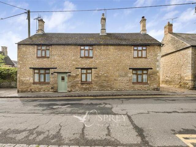 3 Bedroom House Brigstock Brigstock 101777782