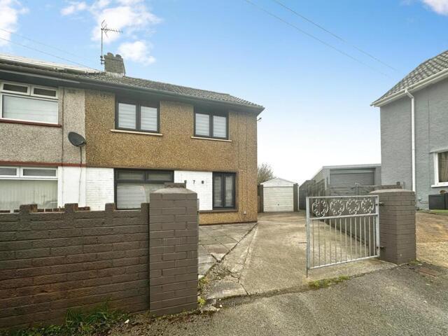 3 Bedroom House Bridgend Bridgend LS100825126