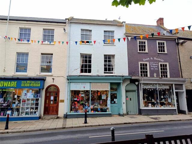 3 Bedroom House Bridport Dorset LS101996013
