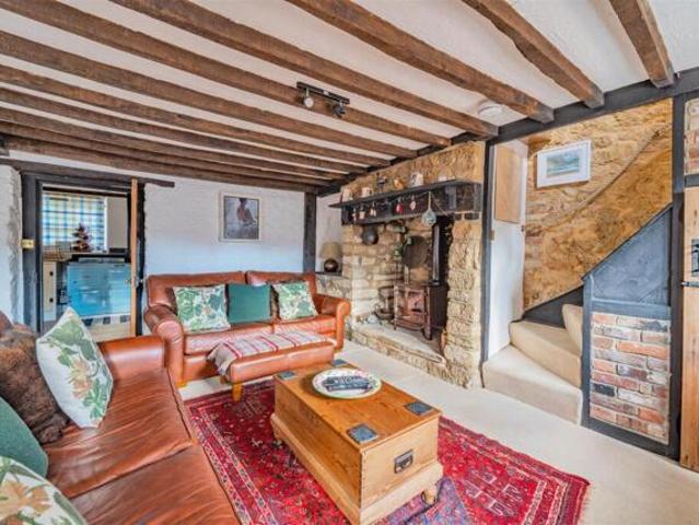 3 Bedroom House Bridport Dorset 98903347