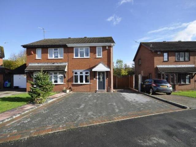 3 Bedroom House Brierley Hill Dudley LS99952228