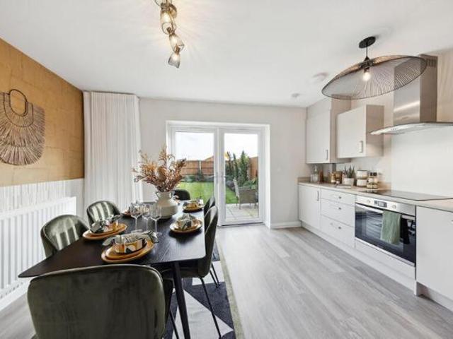 3 Bedroom House Bristol Bristol LS101678771