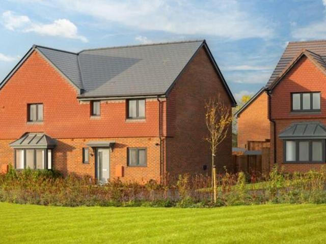 3 Bedroom House Bristol Bristol LS98718032