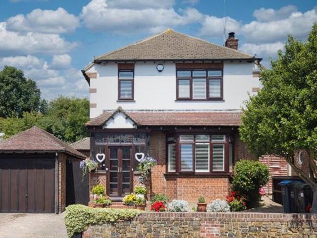 3 Bedroom House Broadstairs Kent LS101675224