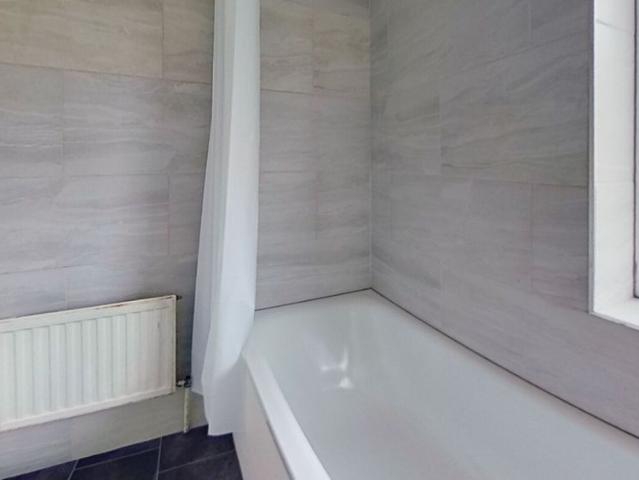 3 bedroom House BROOM CLOSE, Student Accomodation