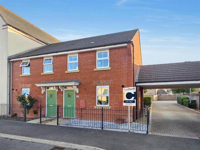 3 Bedroom House Brooklands Brooklands 98834658