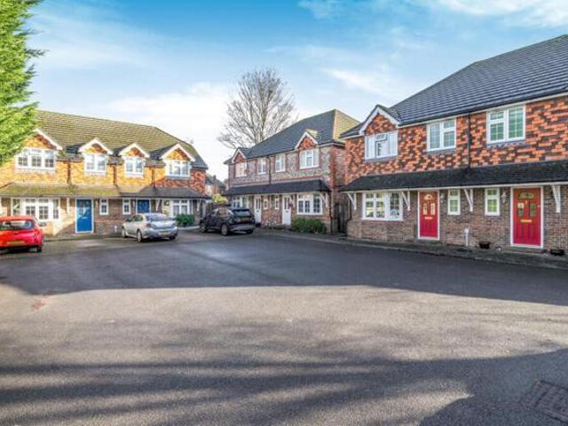 3 Bedroom House Bromley Greater London 100917462