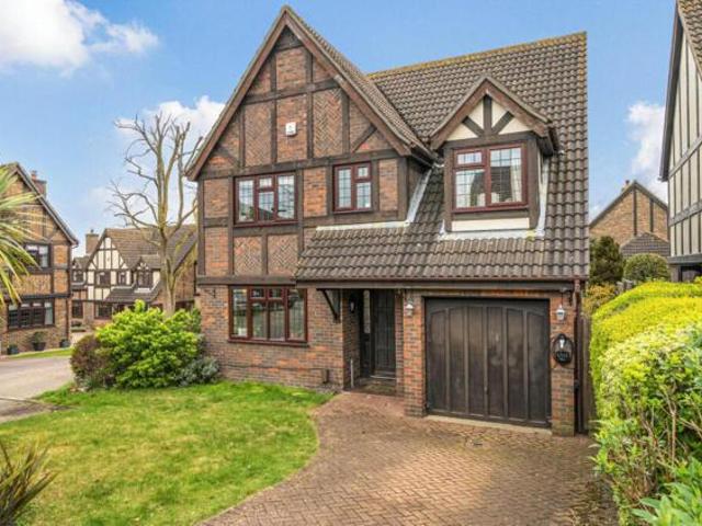 3 Bedroom House Bromley Greater London 101892423