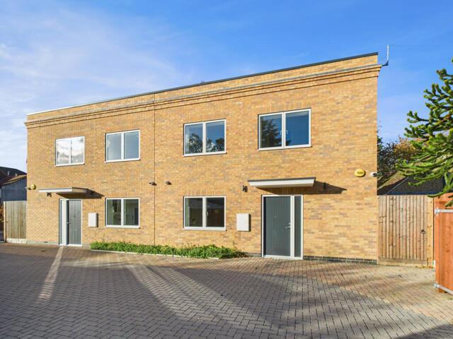 3 Bedroom House Bromley Greater London LS100023769