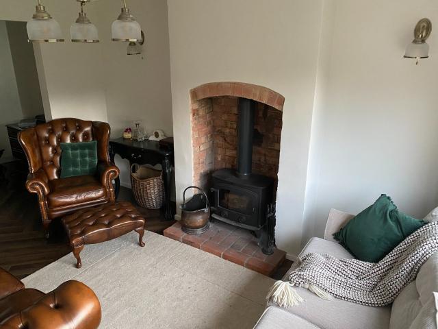 3 Bedroom House Bromsgrove Bromsgrove 67000083