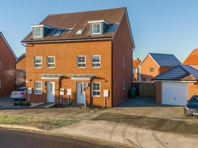3 Bedroom House Broughton Buckinghamshire LS99895426