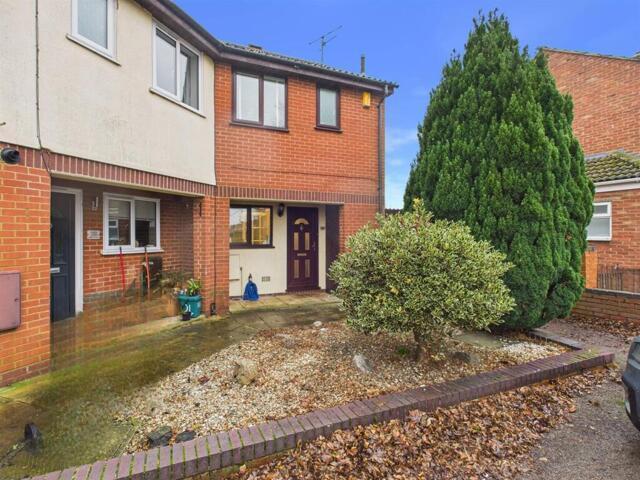 3 Bedroom House Broughton Hampshire LS100953769