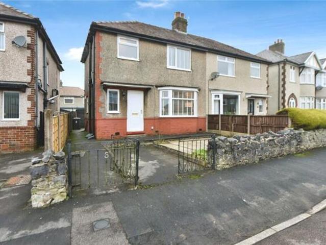 3 Bedroom House Buxton Derbyshire 98864368