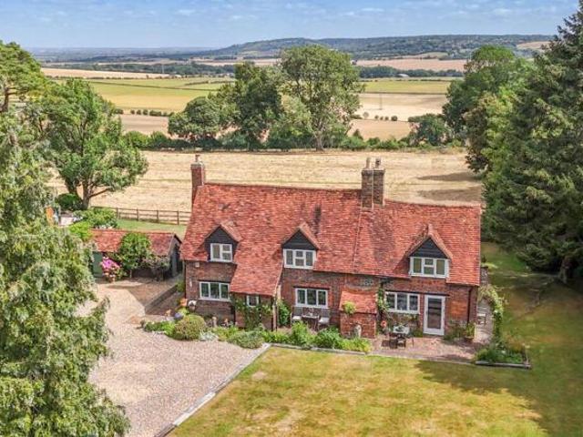 3 Bedroom House Buckinghamshire Buckinghamshire 100024105