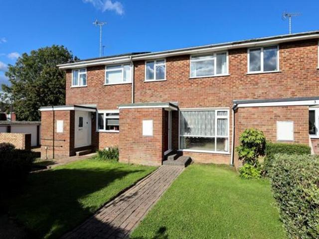 3 Bedroom House Burgess Hill West Sussex 99951959