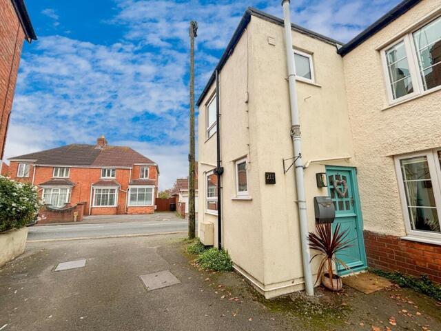 3 Bedroom House Burnham On Sea Somerset 99236932