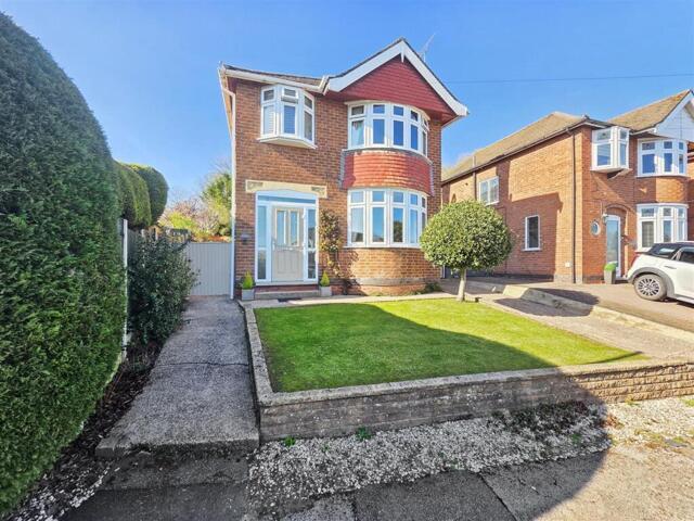 3 Bedroom House Burton Joyce Burton Joyce 101677397