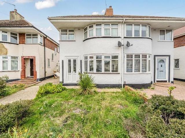 3 Bedroom House Gosport Hampshire 98800993