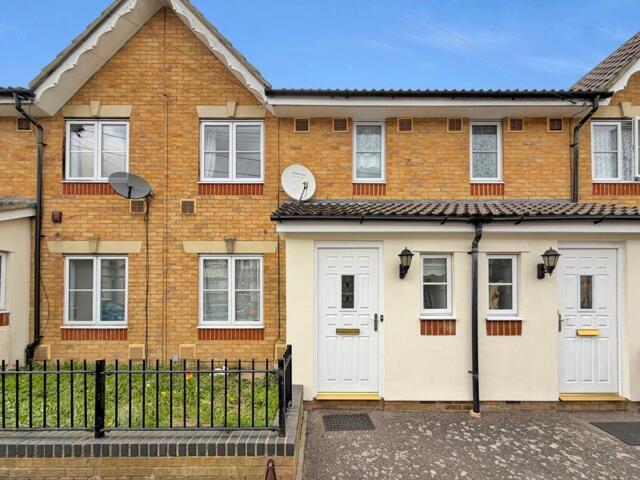 3 Bedroom House Gillingham Medway 101675210