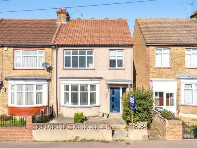 3 Bedroom House Gravesend Kent 101025378