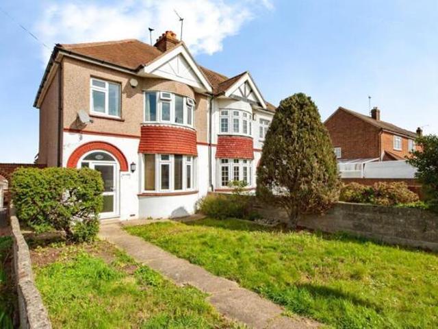 3 Bedroom House Gravesend Kent 101675983