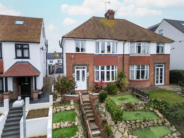 3 Bedroom House Gravesend Kent LS99290394