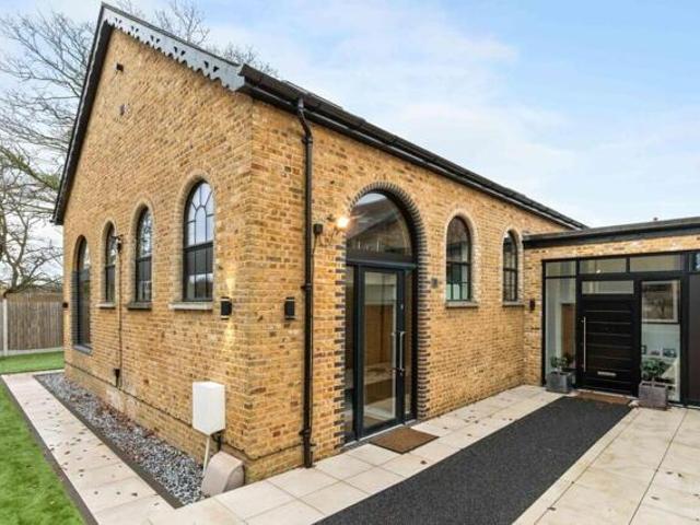 3 Bedroom House Great Warley Great Warley 100398431