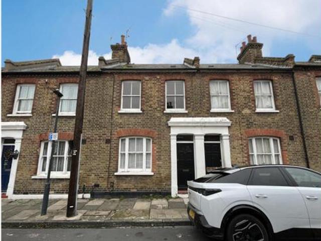 3 Bedroom House Greenwich Greater London 98903282