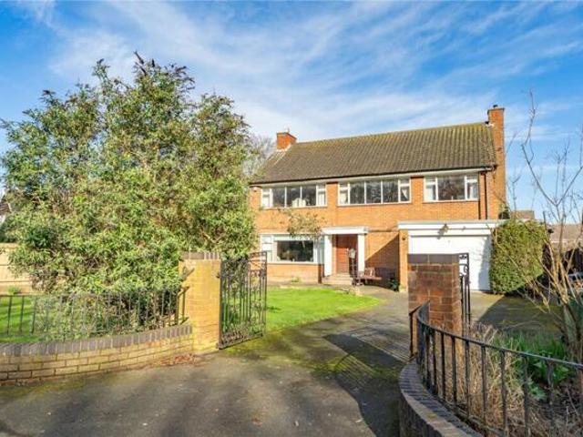 3 Bedroom House Grimsby North East Lincolnshire 101678269
