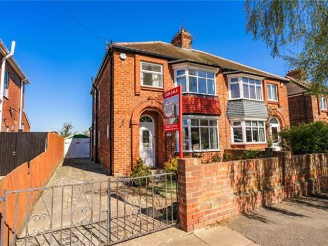 3 Bedroom House Grimsby North East Lincolnshire 101678343