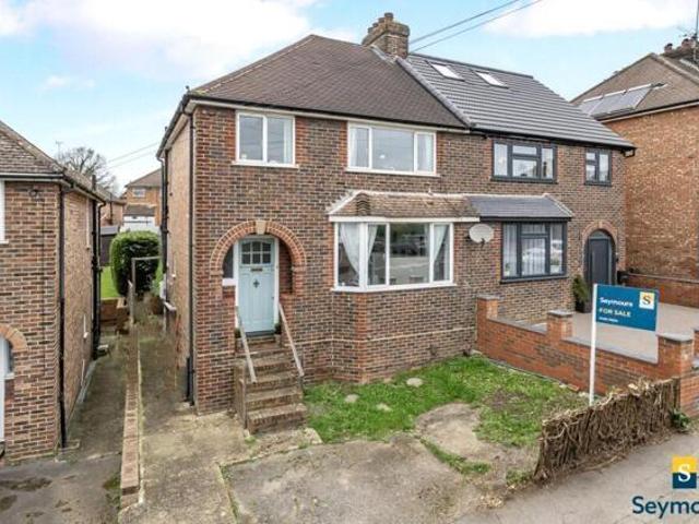3 Bedroom House Guildford Surrey 101059644